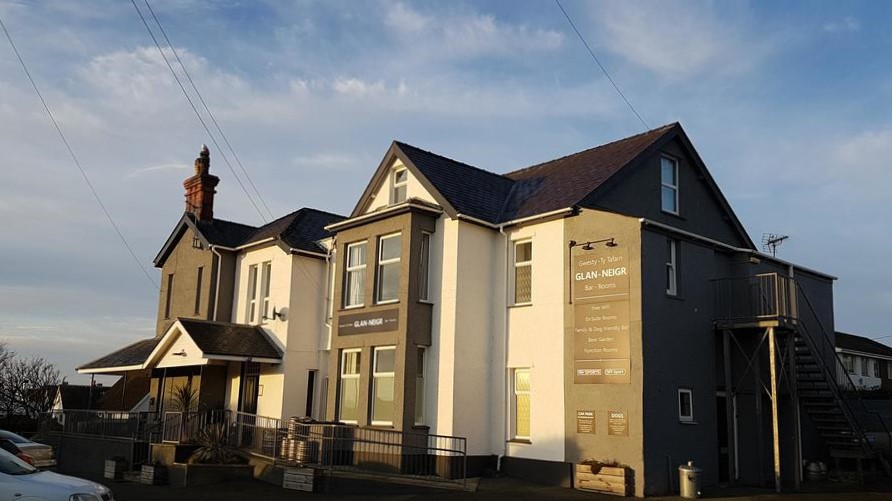 Stay and Play – Anglesey Golf Club – Rhosneigr